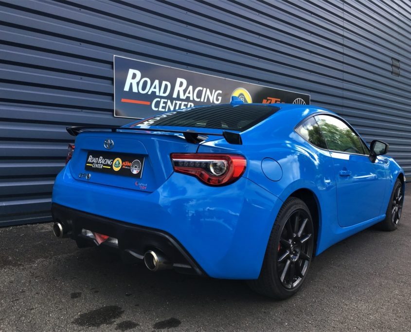 TOYOTA GT86 Racing Blue Edition