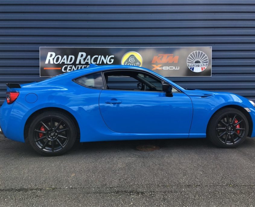 TOYOTA GT86 Racing Blue Edition